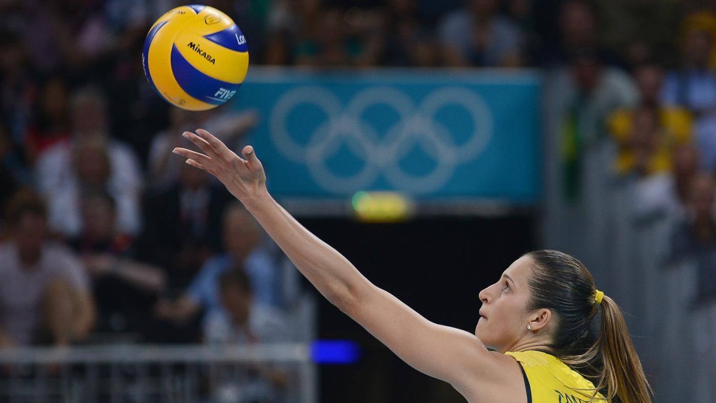 4 Invaluable Tips To Serve Better In Volleyball Volleyball Advice